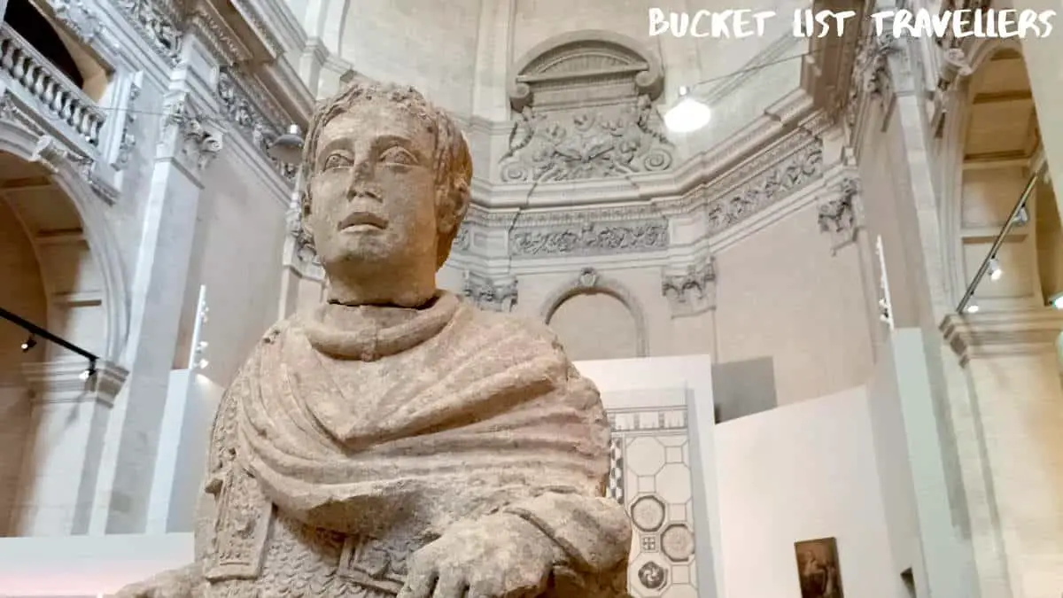 18 Best FREE Things To Do in Avignon France (with map)